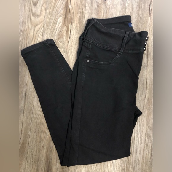 Wallflower | Jeans | Size 3 Black Wallflower 3 Button Jeans | Poshmark